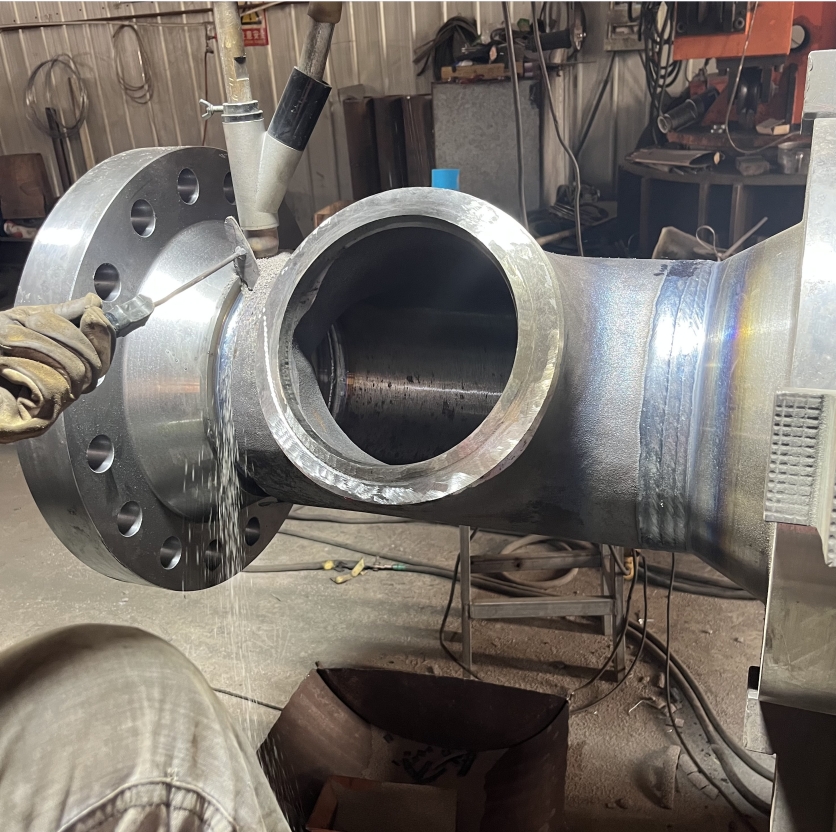Flanged tee, 10″ Sch160/80 tee with 10″ Class900/600 WN flange | Duplex ...